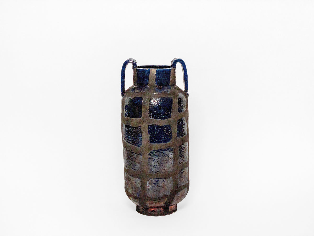 Grid ll Vessel – Fredericks and Mae